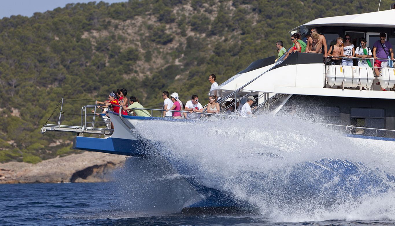 Nuestras excursiones en barco en Ibiza y Formentera